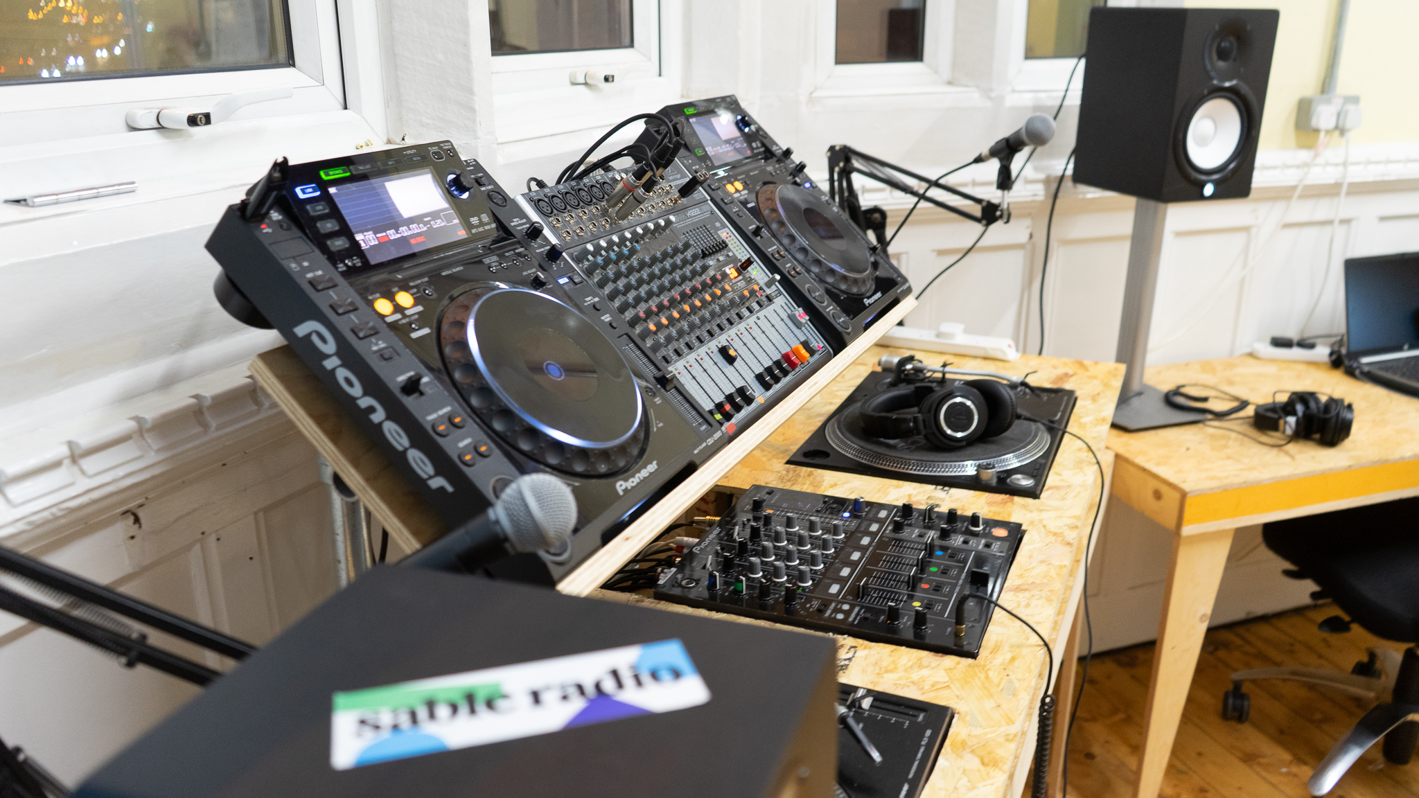 International Orange » Sable Radio presents RESOUND